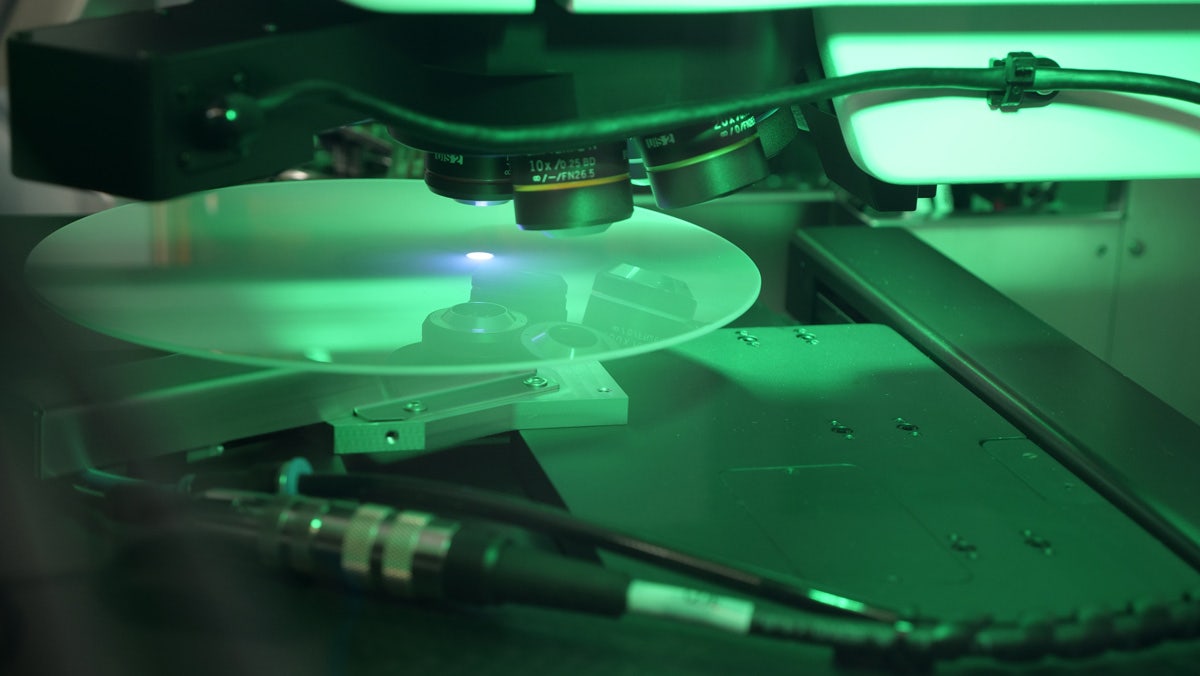 Integrating Microscopy into Automated Microelectronics Manufacturing