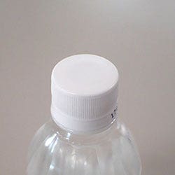 Evaluating the shape of a plastic bottle vent hole of drinking spout
