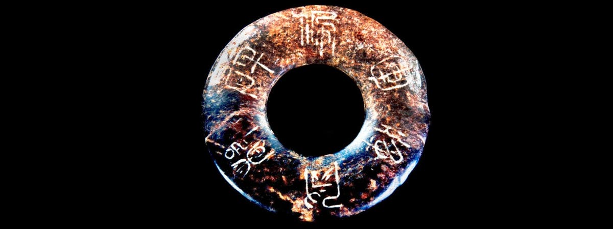 Identifying Fake Artifacts Using Industrial Microscopes | Evident